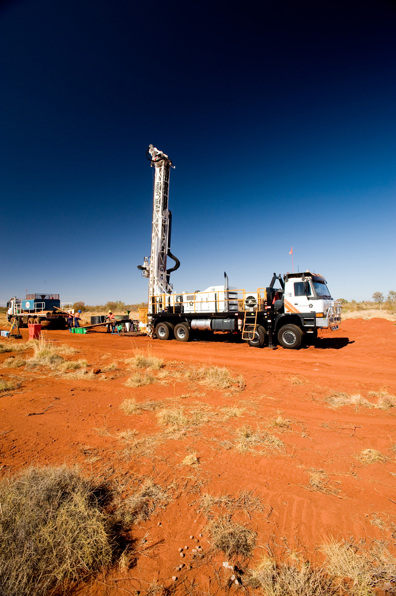 Versatile LX™16 Multipurpose Drill Rig by Boart Longyear