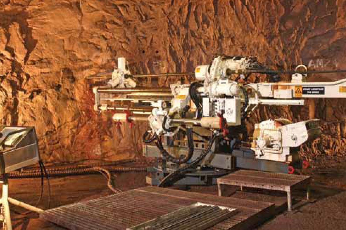 lm-rod-handler-hero - Boart Longyear